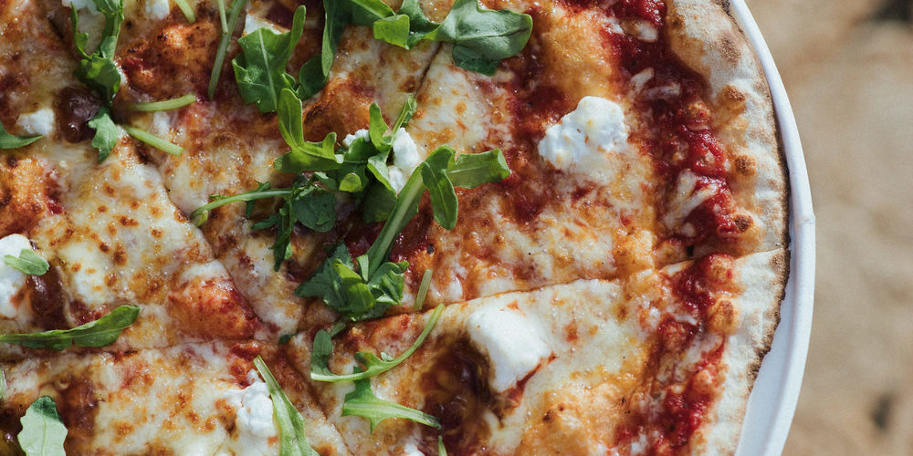 Join The Club Chow Pizza